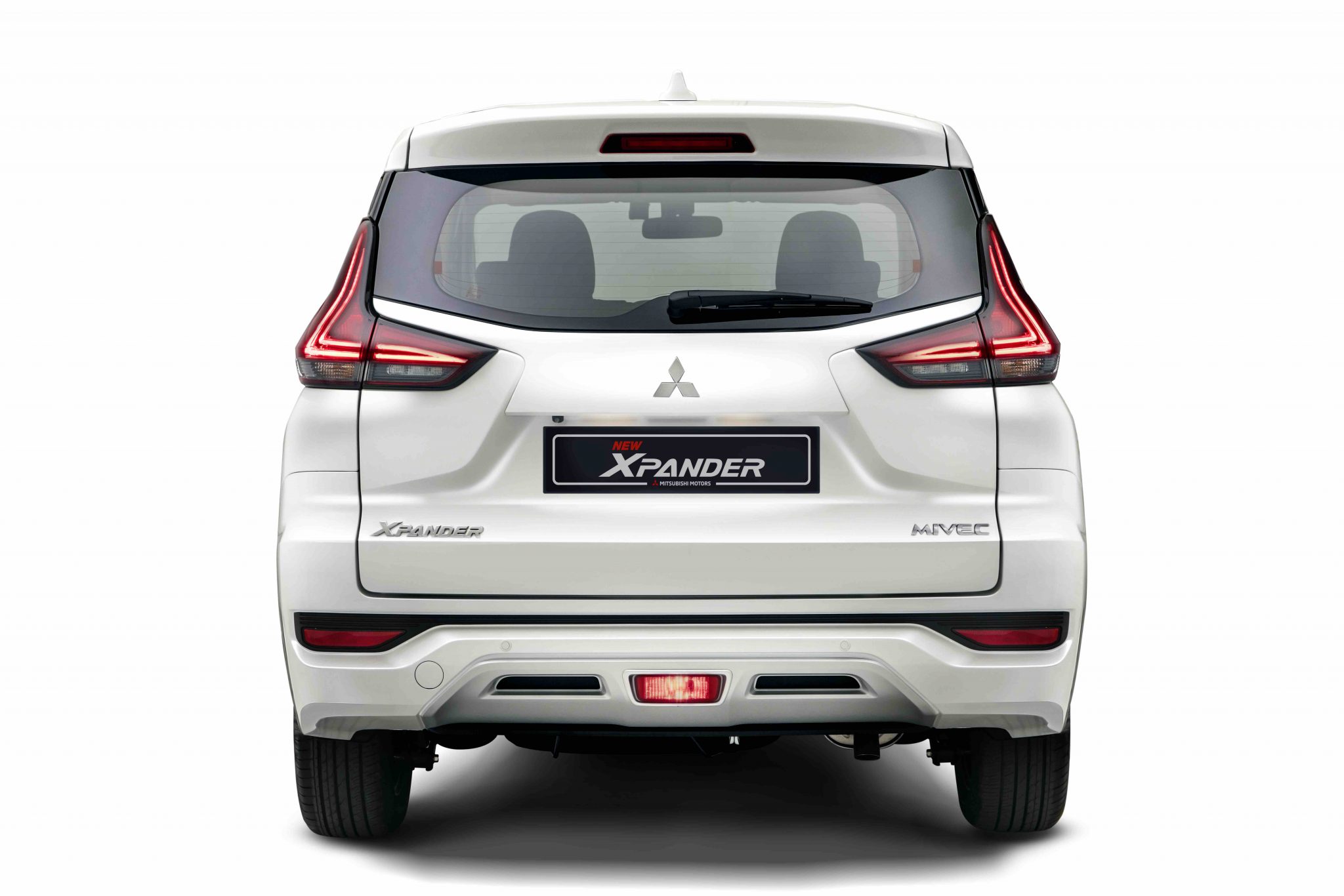 【开放预订】Mitsubishi 全新 7 座跨界车款 XPANDER 将于 11 月正式推介！ - FooThrottle.com