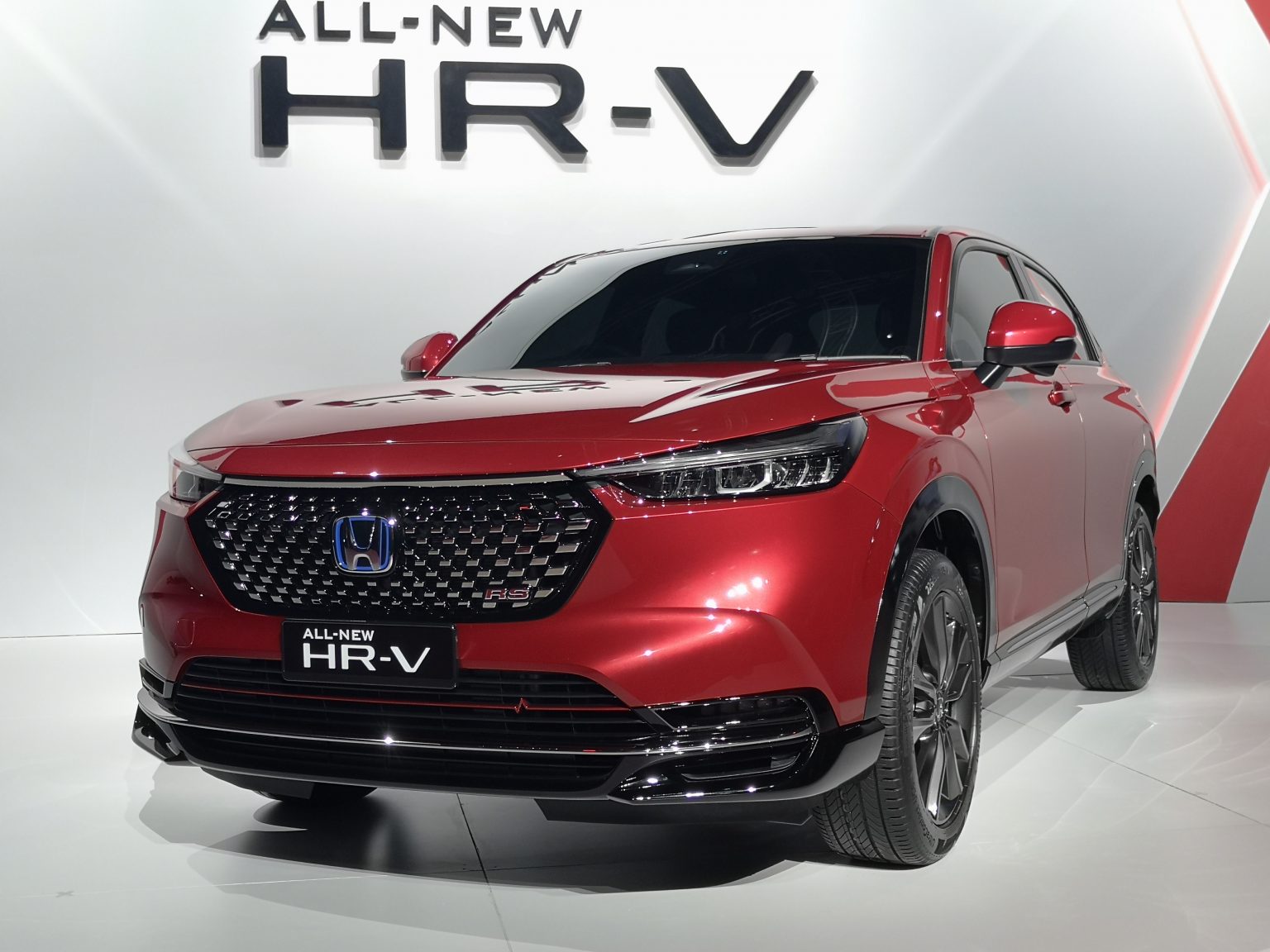 【新车推介】2022 新 Honda HR-V 正式大马推介，共有 4 个版本以及 3 种动力配置选择，售价 RM114,800 起 ...