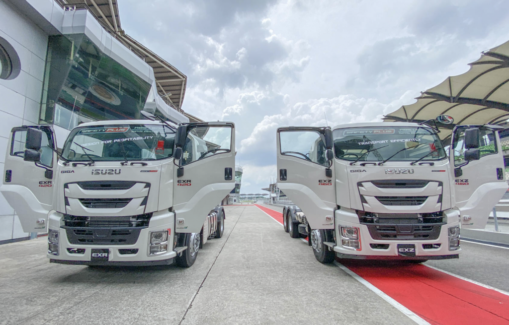 ISUZU 推出新一代 GIGA 重型卡车和牵引卡车 - FooThrottle.com